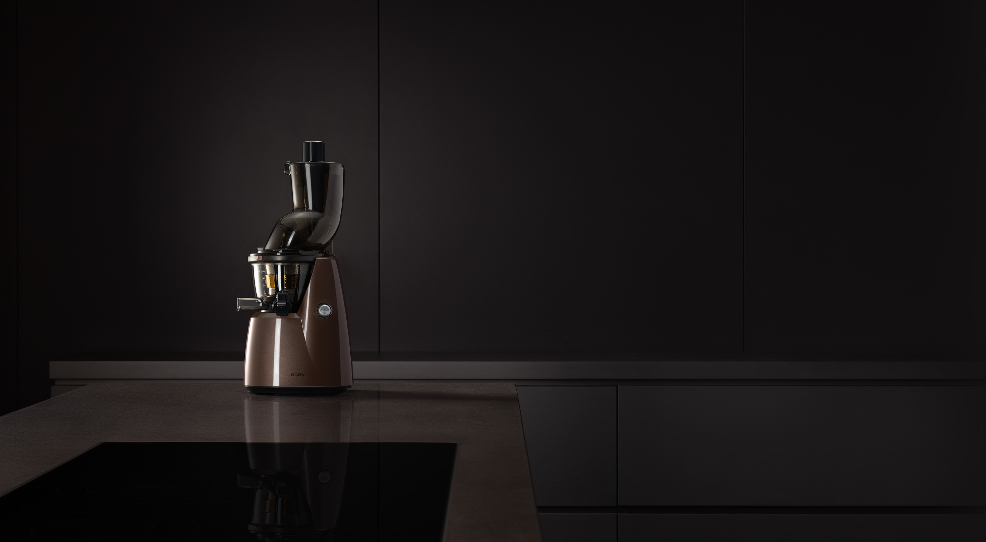 Buy BORK S614 Juicer: Fresh Juice at Home in Dubai — Official Online Boutique